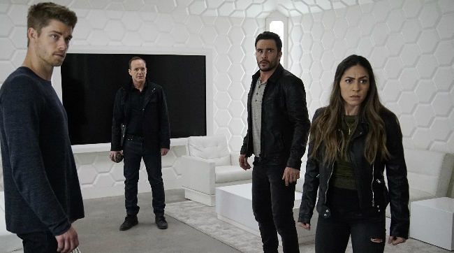 Agents of SHIELD 3.17 Review: “The Team” - Multiverse Of Color