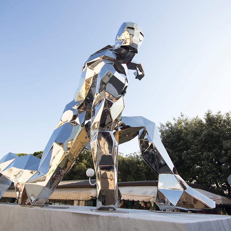 Iron Man Statue in Italy - Multiverse Of Color